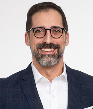 Sergio Almeida, Co-Founder of Diverso Energy, Top 10 Influential Leaders of 2023 | Industry Era